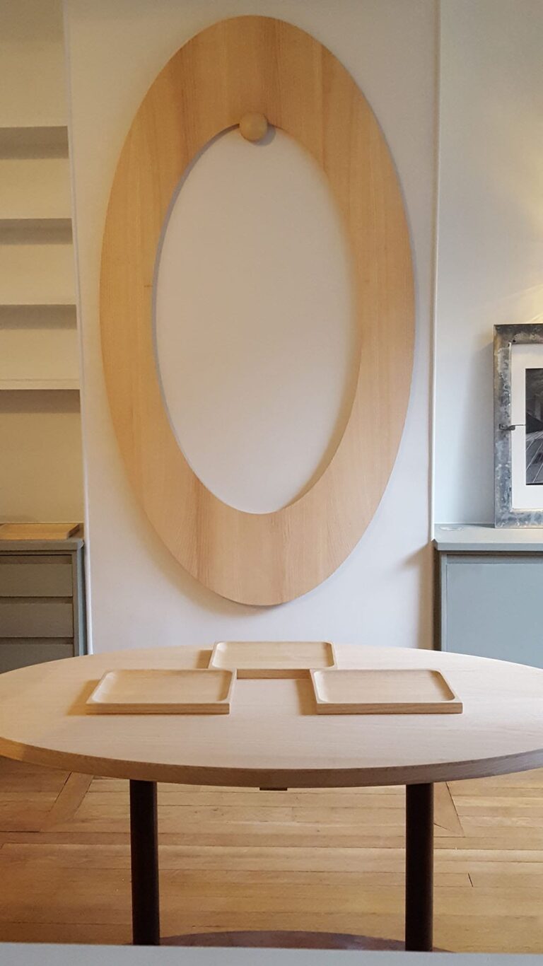 Saturn Table Mayaro Editions The Invisible Collection