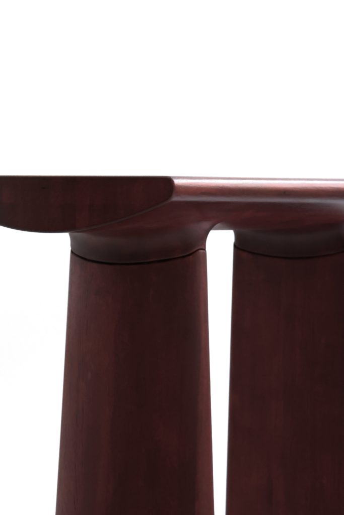 Daiku Console S Victoria Magniant The Invisible Collection