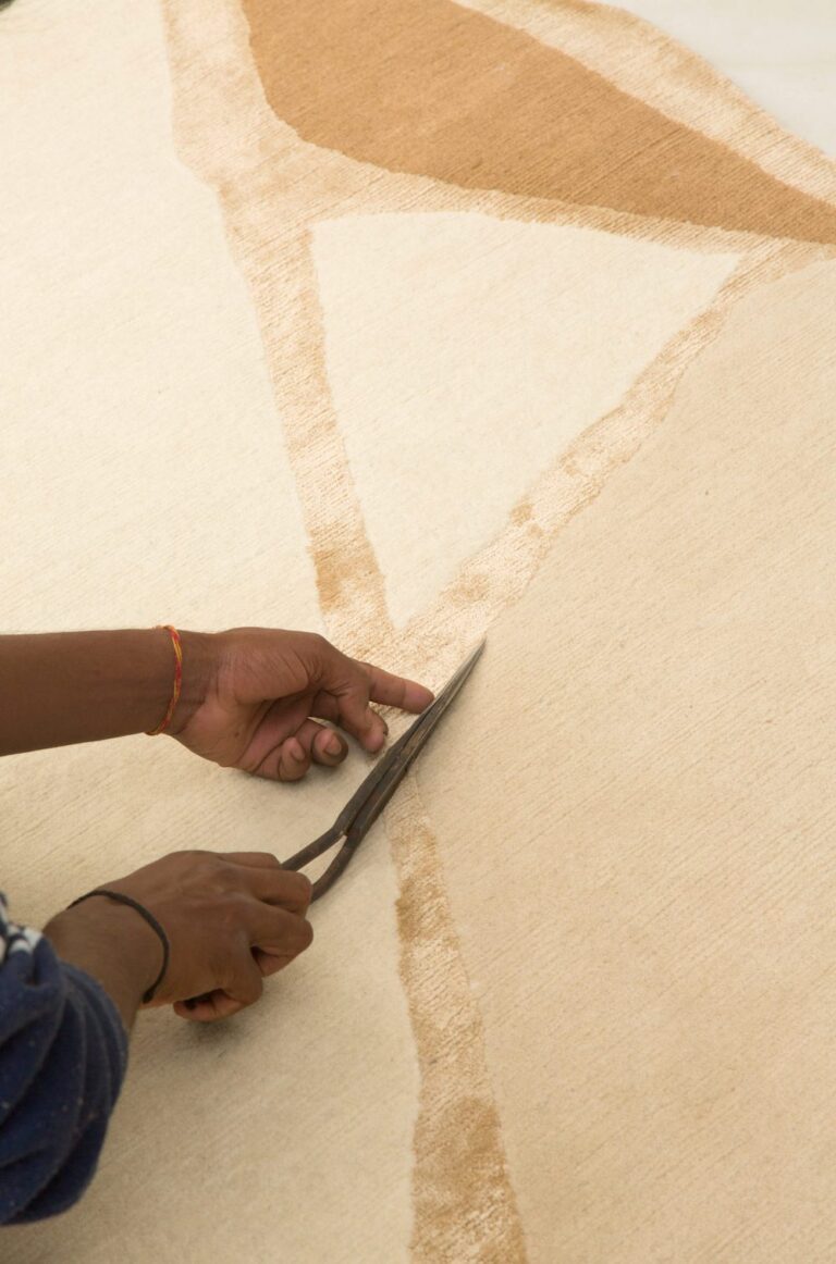 Ceramic Rug Round Beige Atelier Février The Invisible Collection