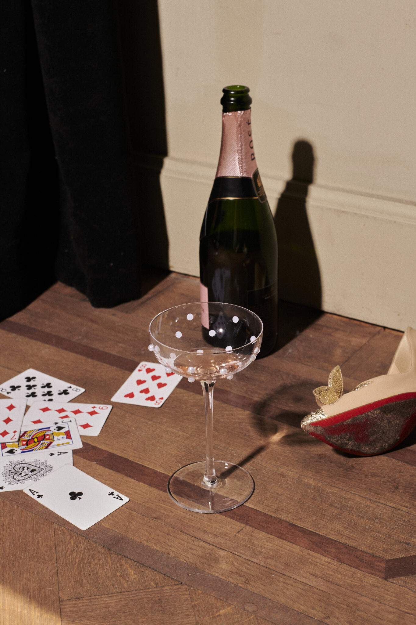 Set of 12 Let’s drink Pearls Clear Cocktail Glasses The Invisible ...