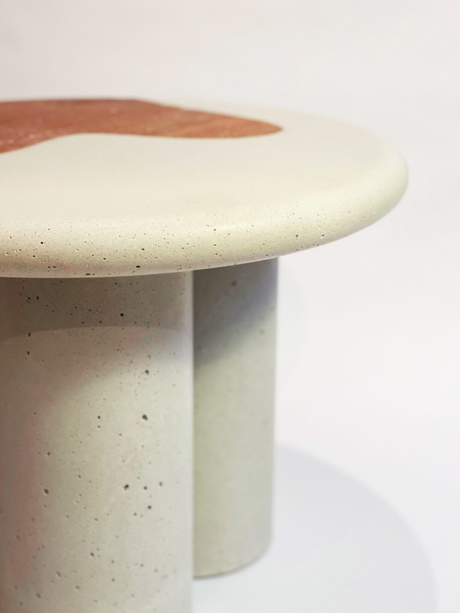Nenu Table Sebastien Caporusso The Invisible Collection
