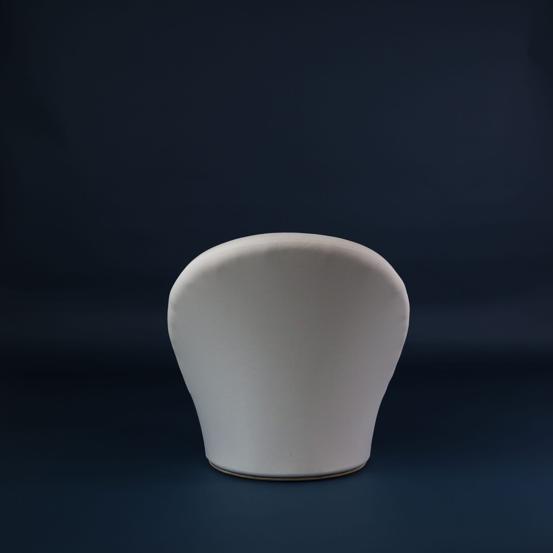 F572 Chair By Pierre Paulin 20th Century Design The Invisible Collection